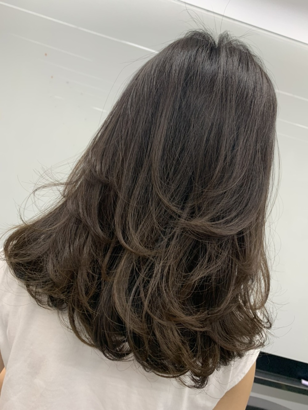 Ting hair桃園美髮｜後站美髮｜聖誕樹剪法｜桃園後站美髮推薦